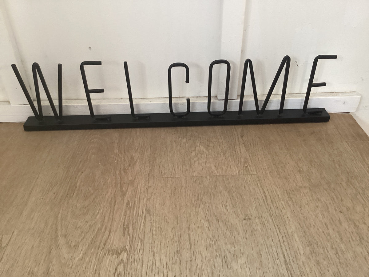 Welcome Letter Sign – The Bouquet Farm